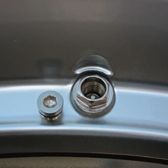 Set 4 Valve Ascunse cromate, cu dispozitiv de umflare - Alemax